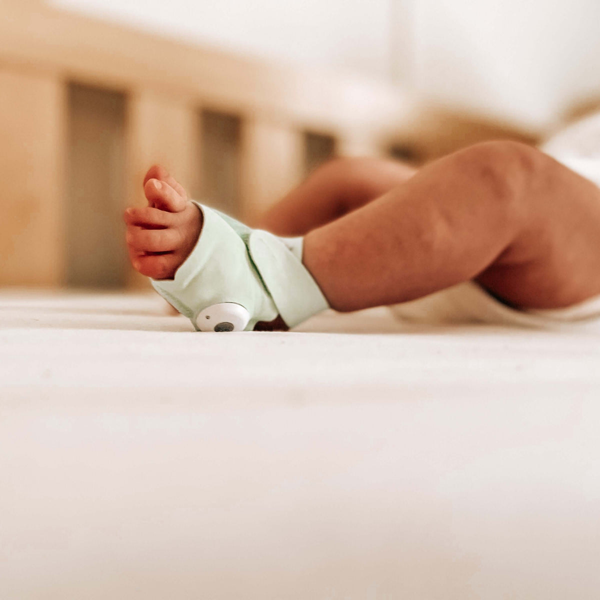 Smart Sock: Tracking Baby's Heart Rate and Oxygen Level